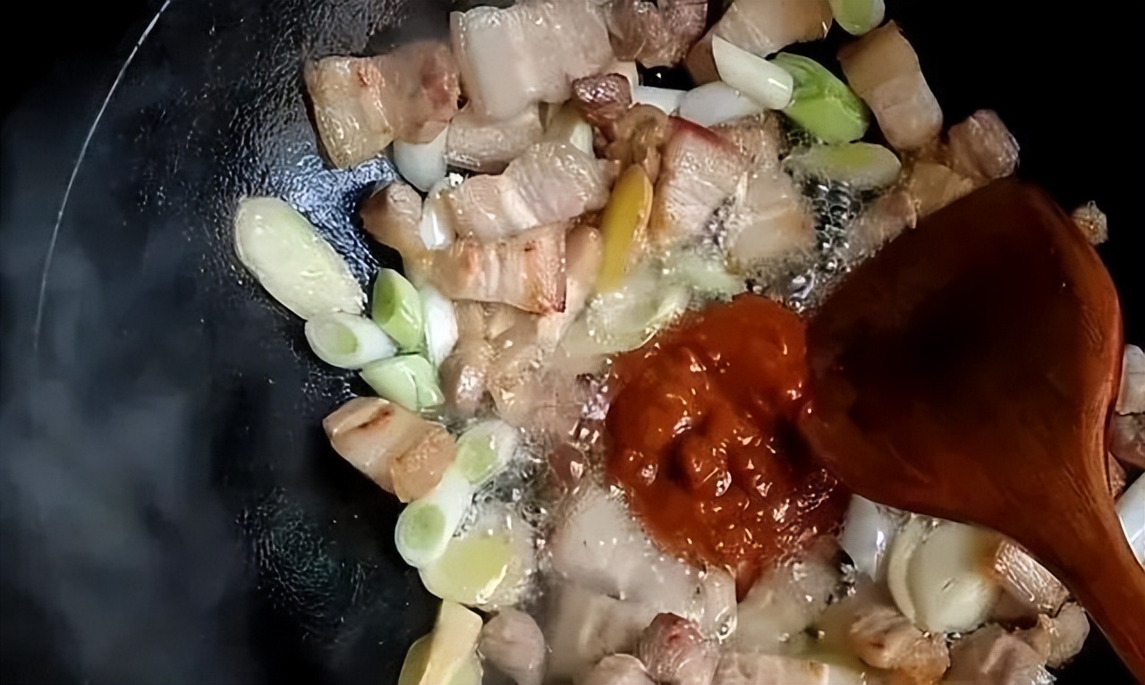Zhang Hongfu_Learn this trick, the stewed fish has no fishy smell, and ...