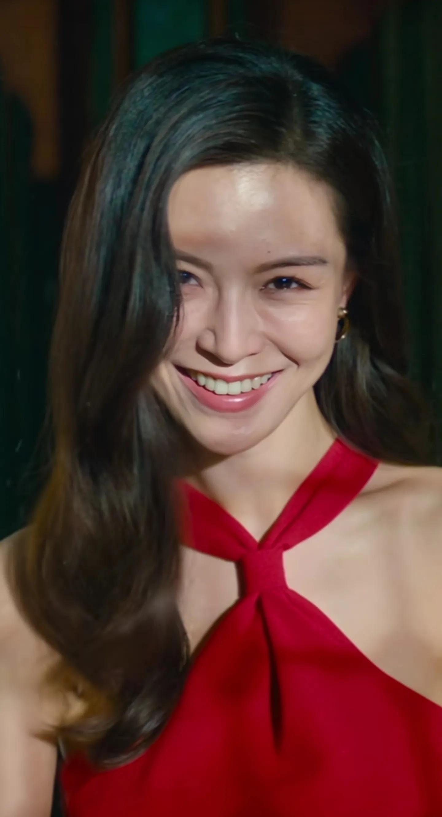 The She Who Disappeared: Love Gambling from Muzi Li's Perspective - iMedia