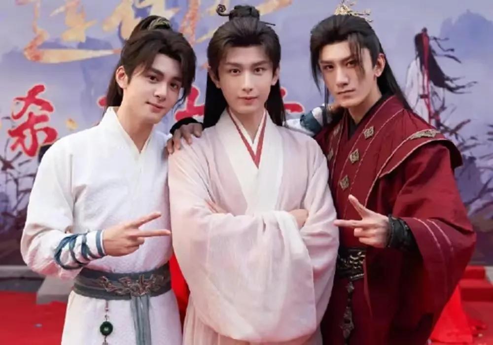 Before the Lotus Tower was broadcast, Zeng Shunxi snatched Cheng Yi's ...