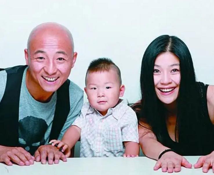Zhou Xiaoou: From a rock musician to a powerful actor, the only ...