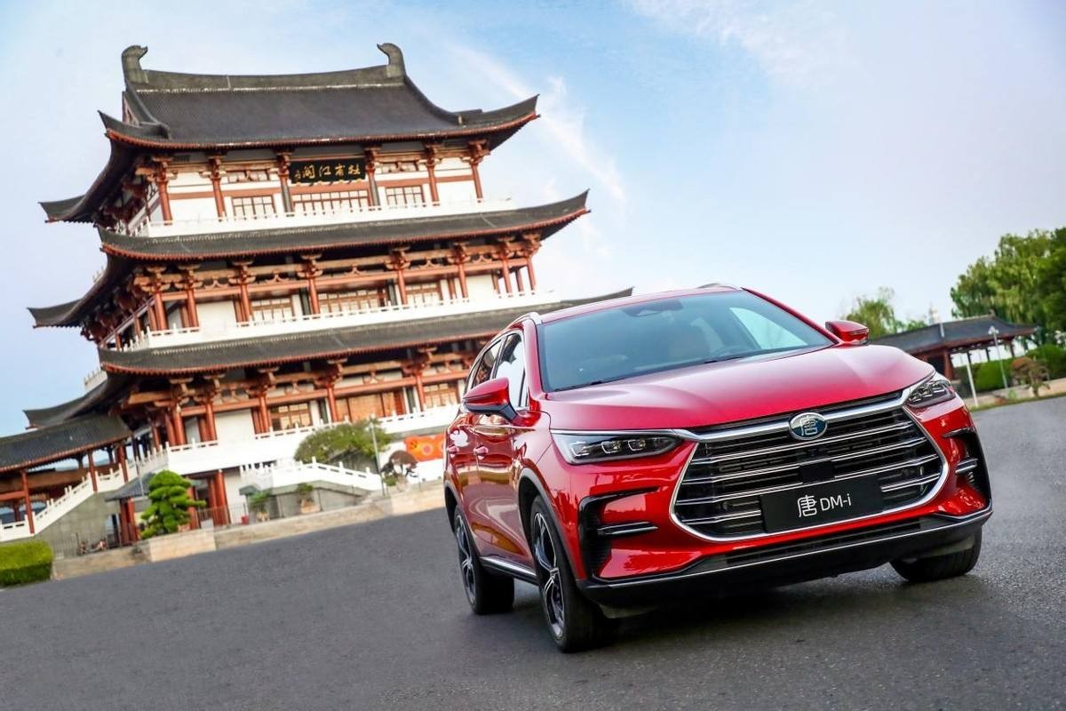 Three popular models: PK Latte DHT-PHEV, BYD Tang DM-i, and M5, which ...