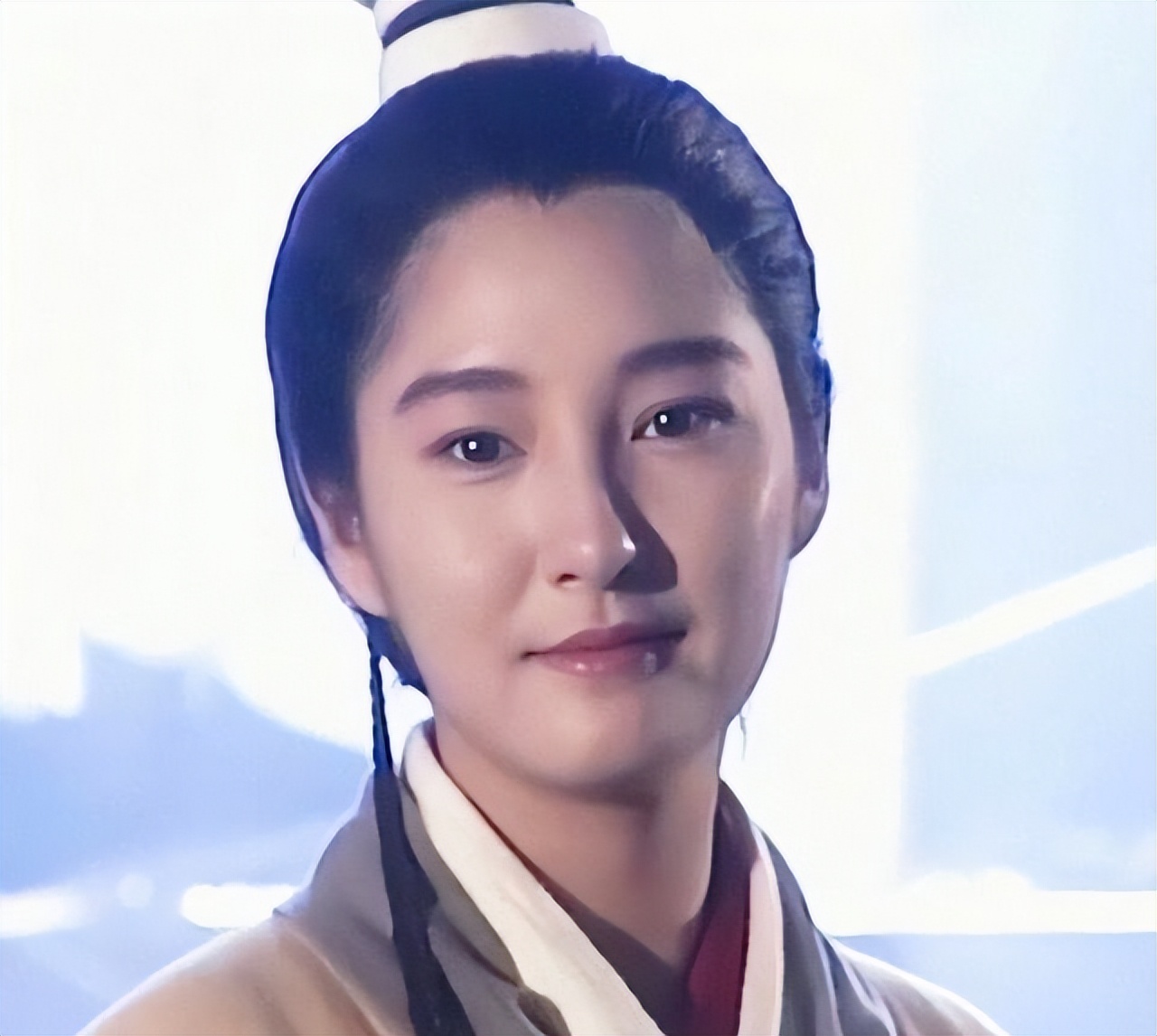 Yan Huiming's sons and daughters show up in activities: daughter bumps ...