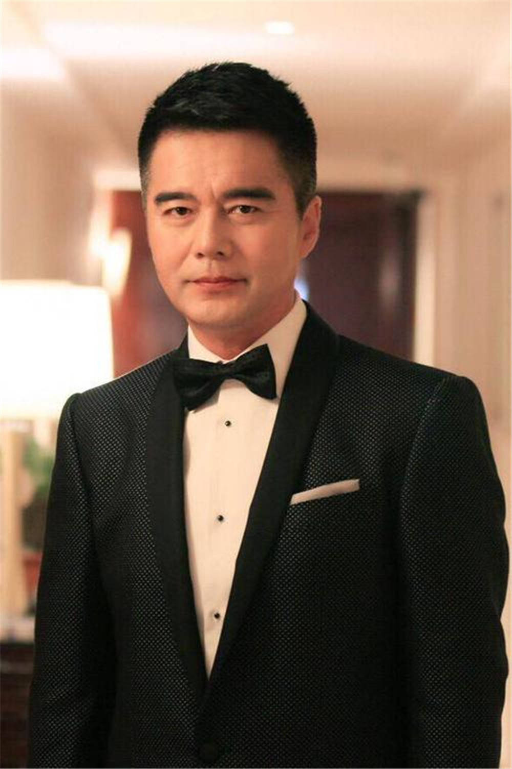 Xu Yajun: 4 marriages and 2 children. After divorcing He Qing, how is ...