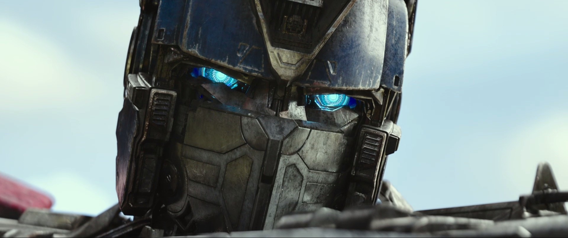 The Chinese theme song of "Transformers: The Rise of Heroes" is online ...
