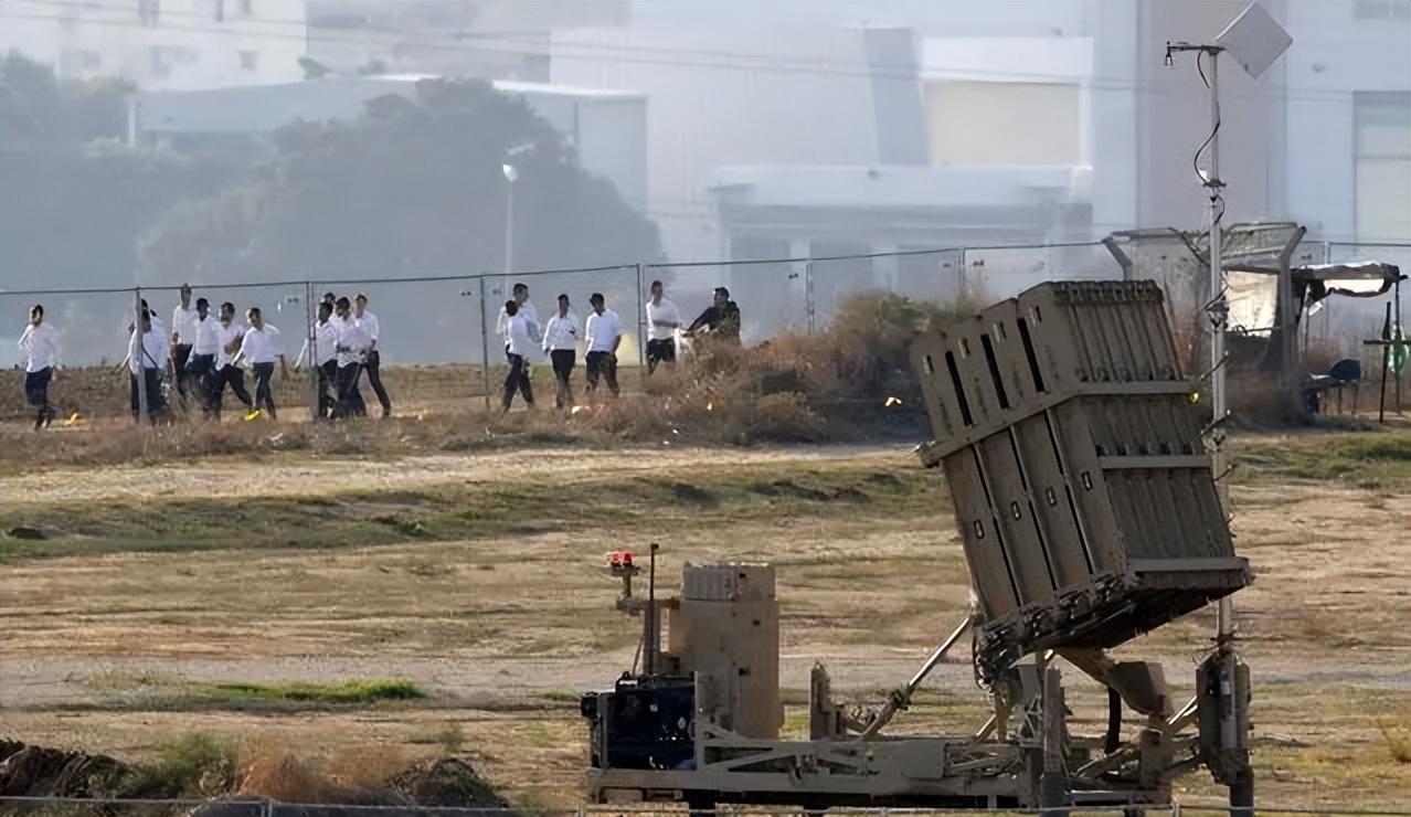 Tel Aviv was destroyed: Israel's Iron Dome system ran out of interceptors and was attacked - iMedia