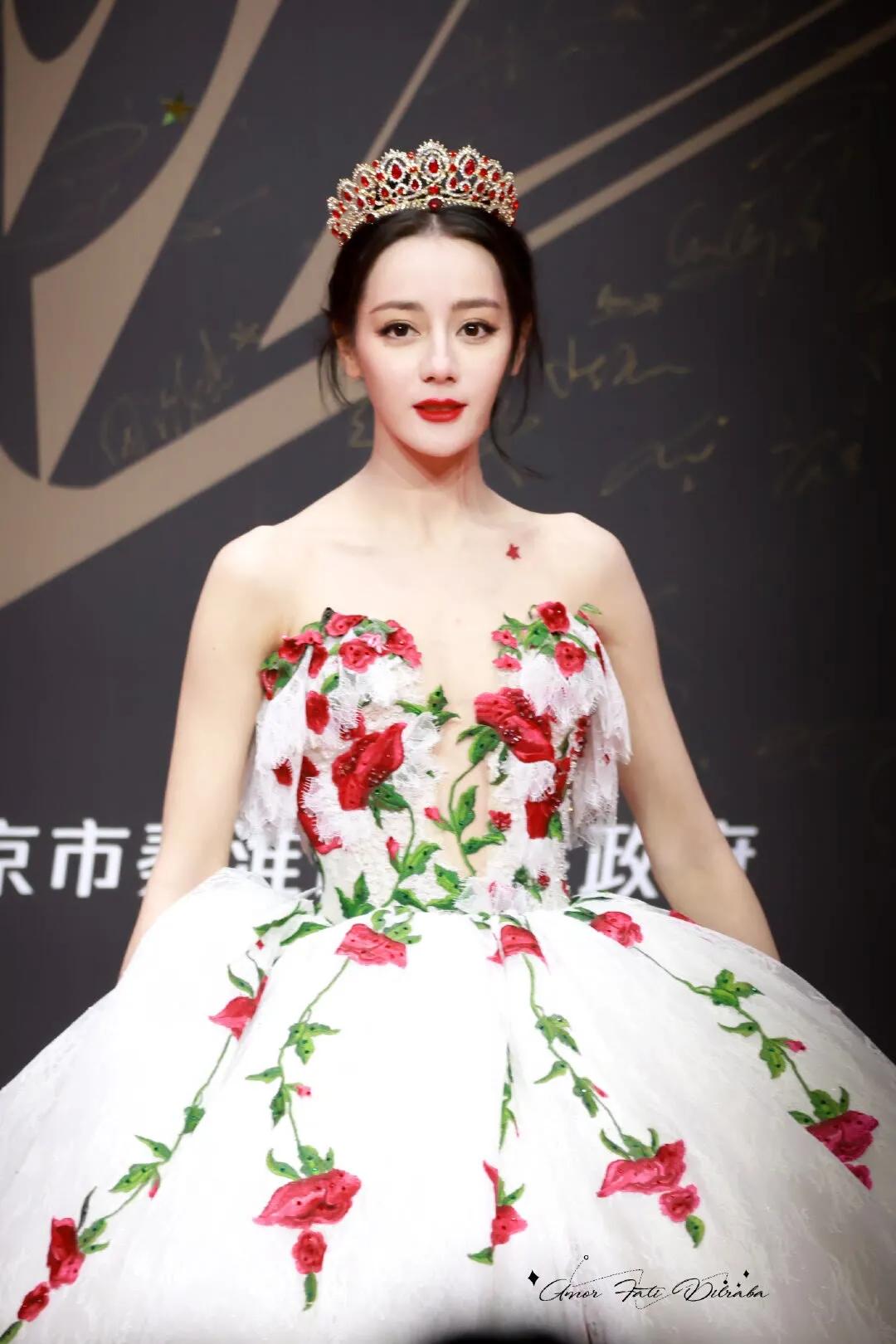 Reba Beauty God Advent Series is here - iMedia