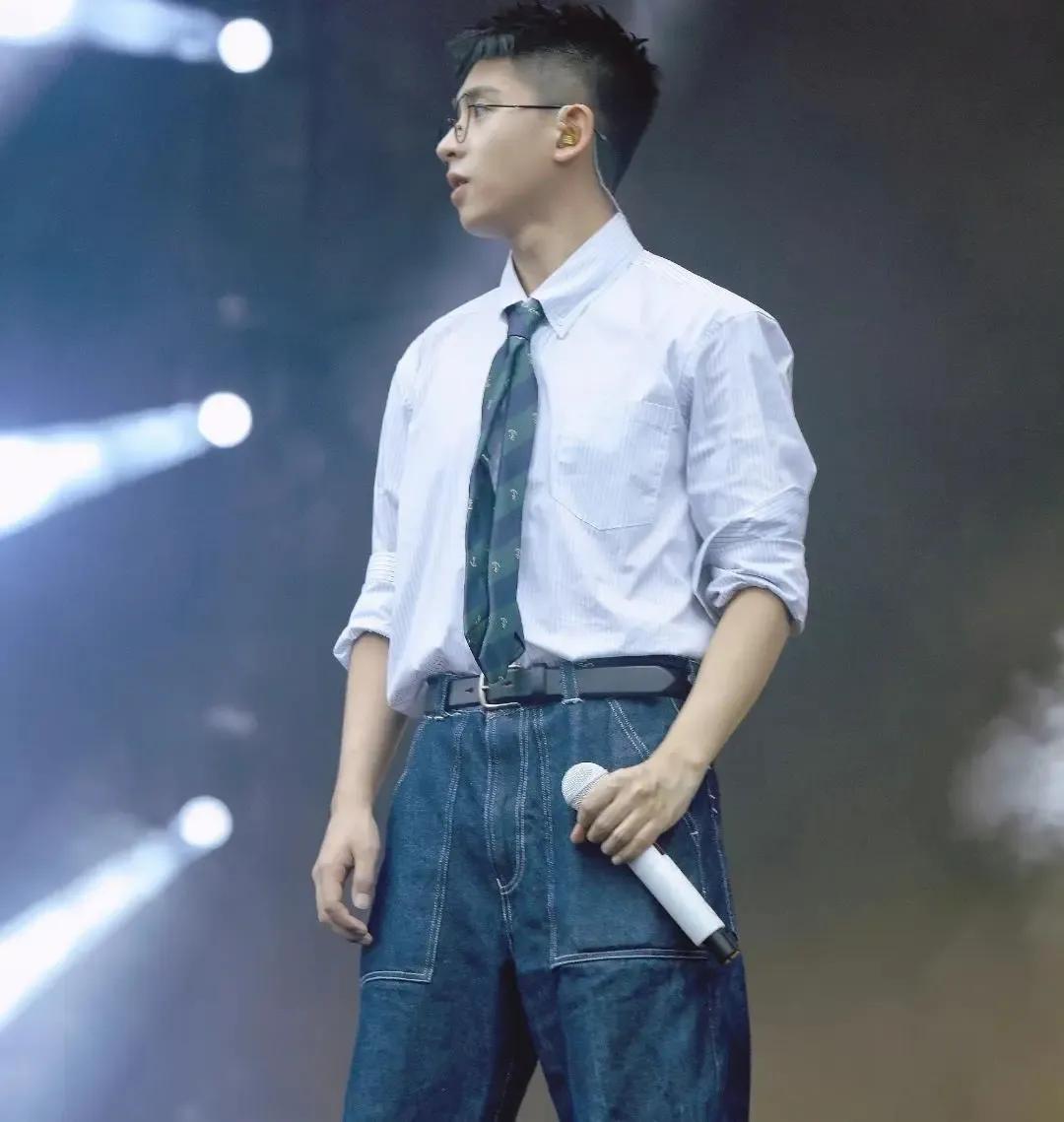 Treasure boy Jiao Maiqi - iNEWS