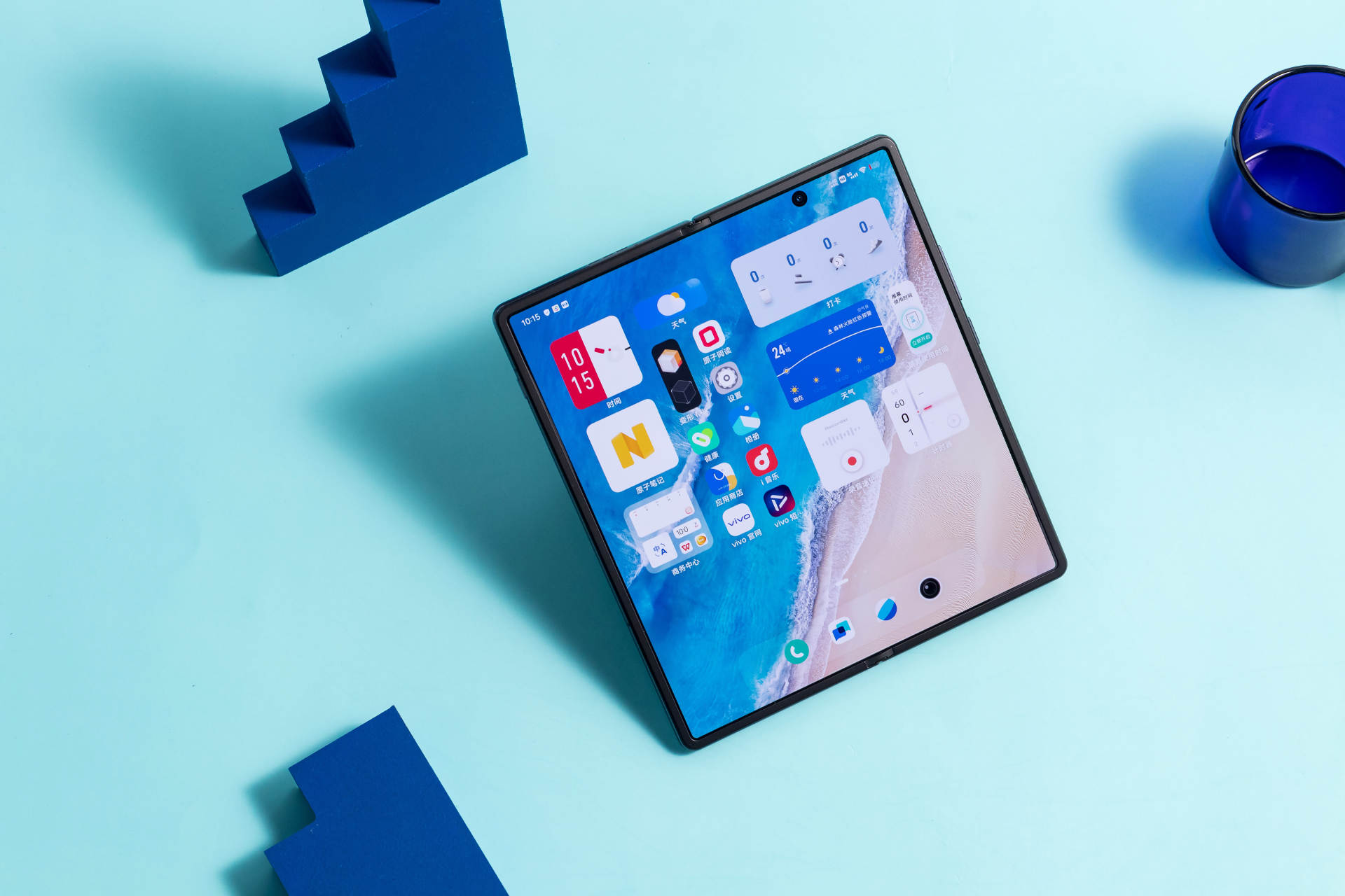 The dual-screen flagship vivo X Fold has an excellent experience, and ...