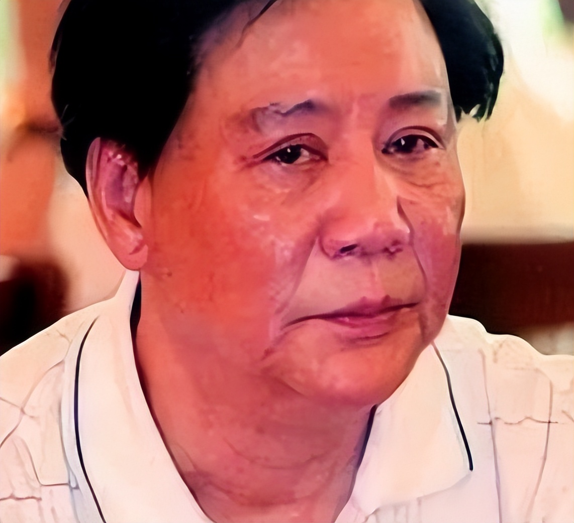 In 1989, when Gu Yue was invited to a state banquet, General Yang ...