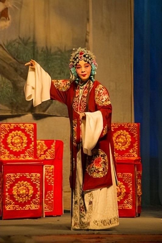 Xinxiang Henan opera actor Wang Jingyun: Zeng is as famous as Chang ...