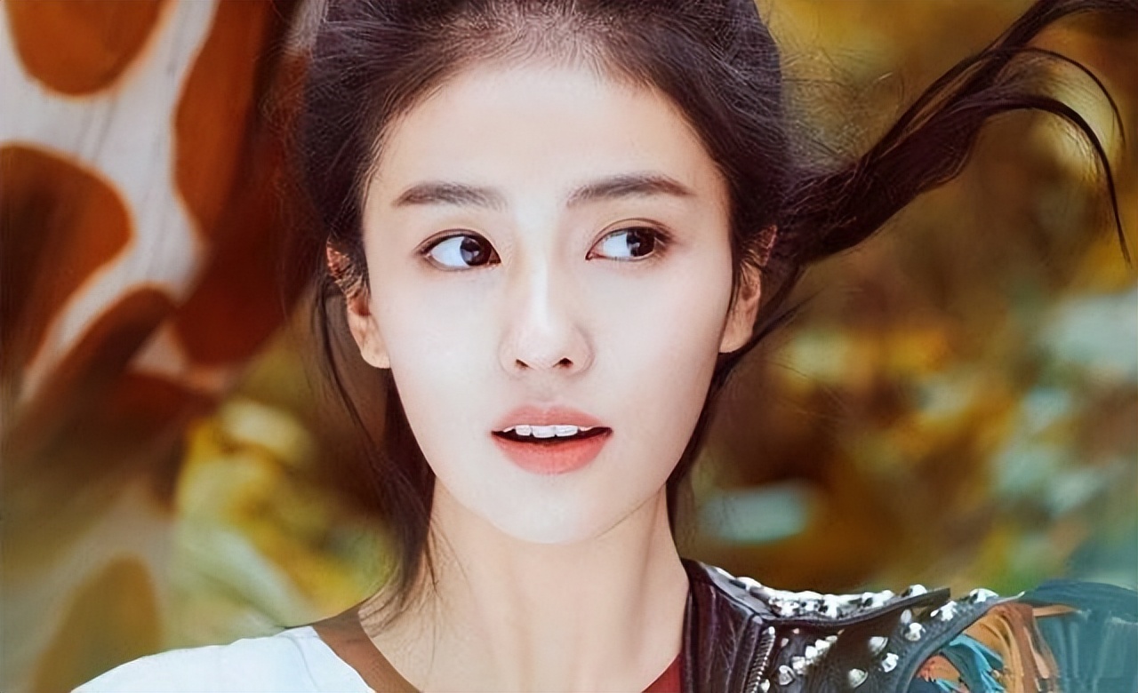 From a small Internet celebrity to a "Happy First Sister", the growth ...