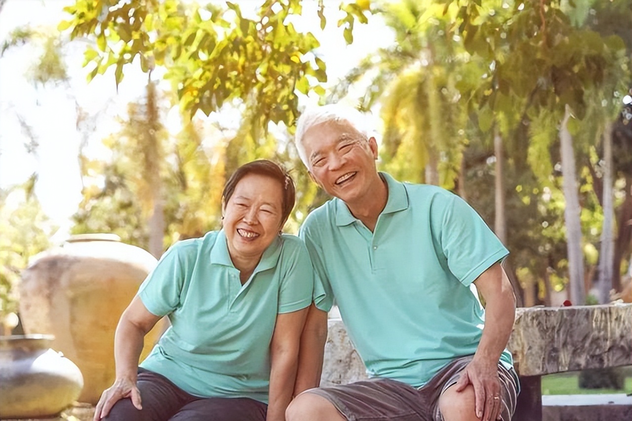 If a man is over 65 years old, if he can still do the following 6 ...