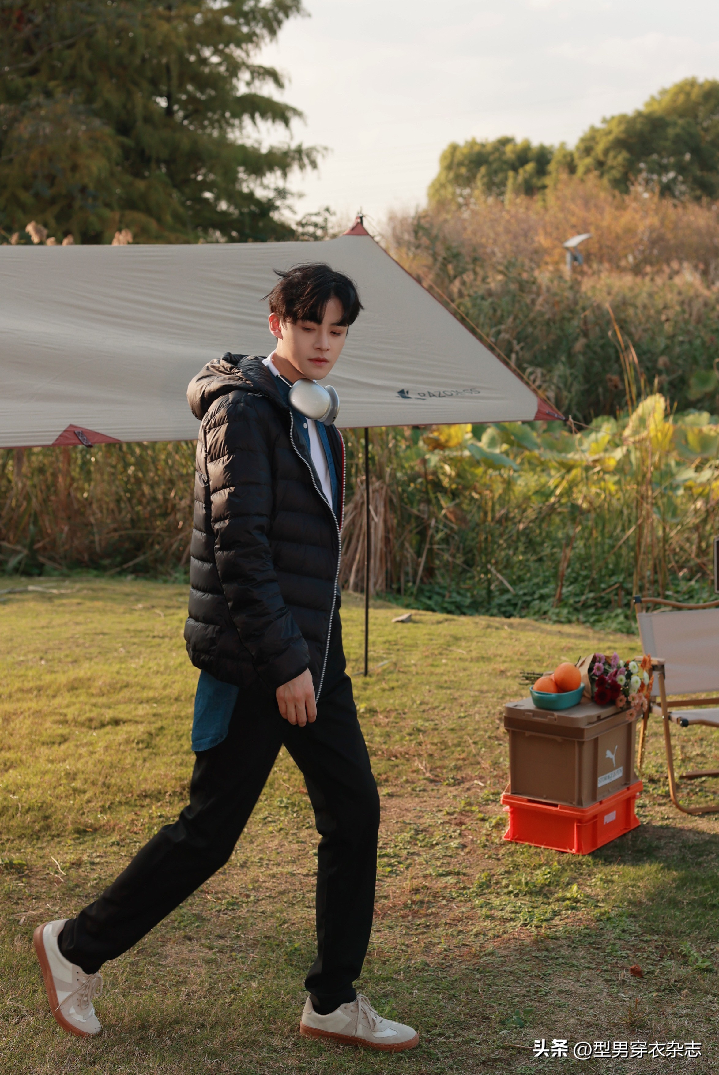 Demeanor is more important than temperature, and down jackets can also ...