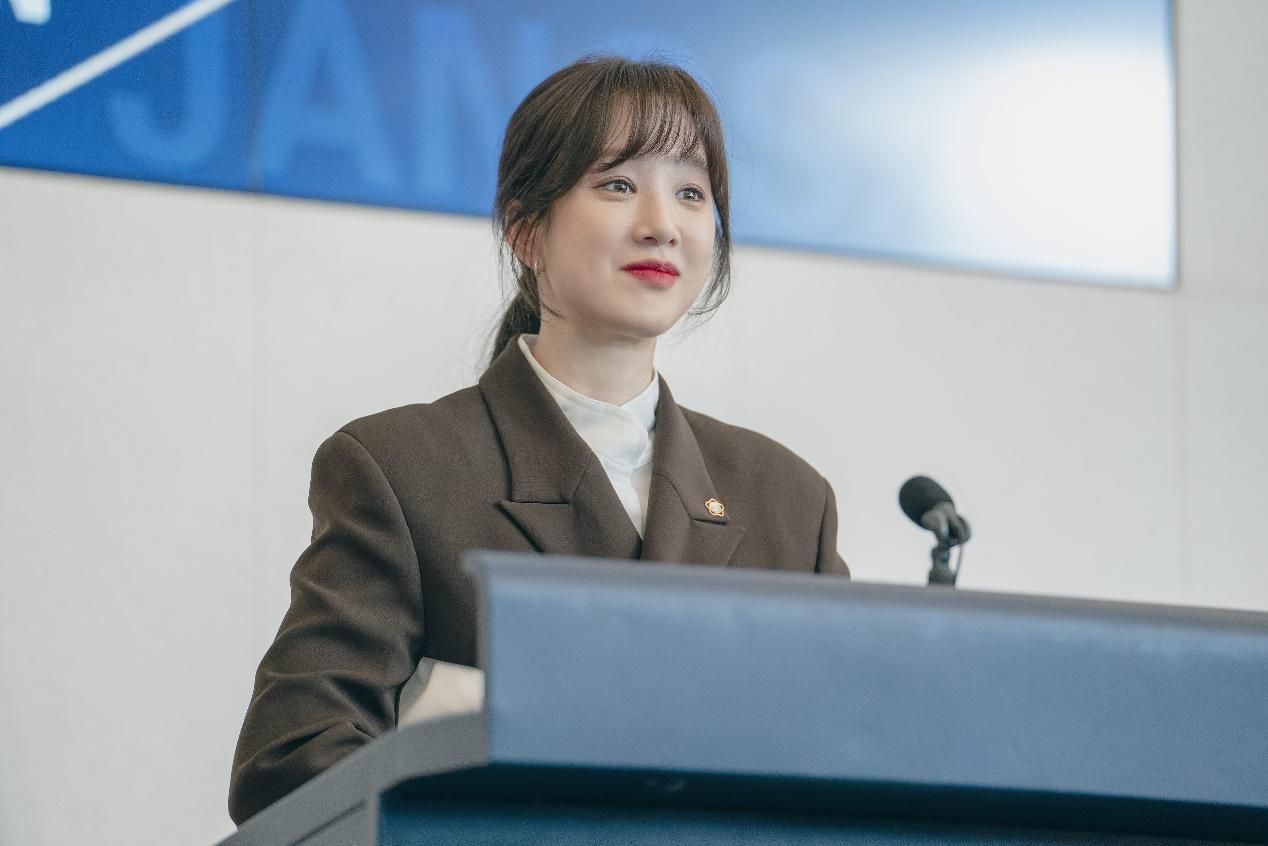 "Fighting the Frontier" Lee Kyuhyong becomes the main actor and Zheng Ryeoyuan finally returns ...