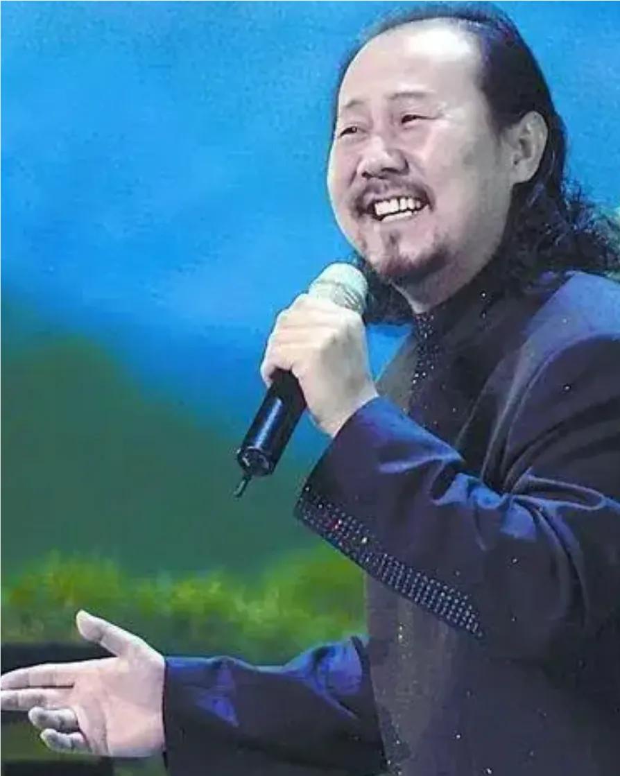 The singer of "Balentana" caused controversy, which is more suitable ...