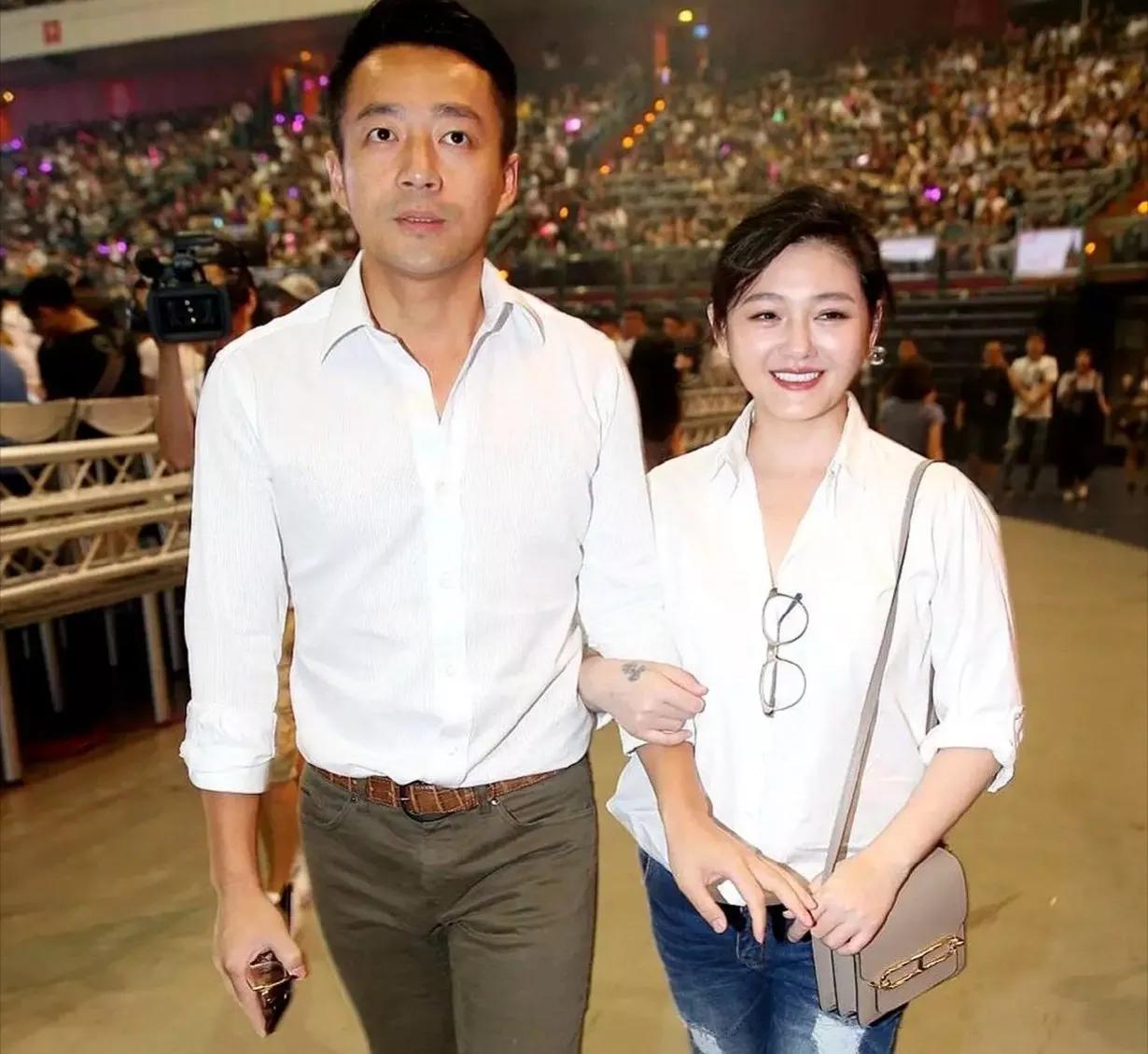 After Big S wins the lawsuit, Gu Junye is really stable! His silence gave Wang Xiaofei 3 pieces ...