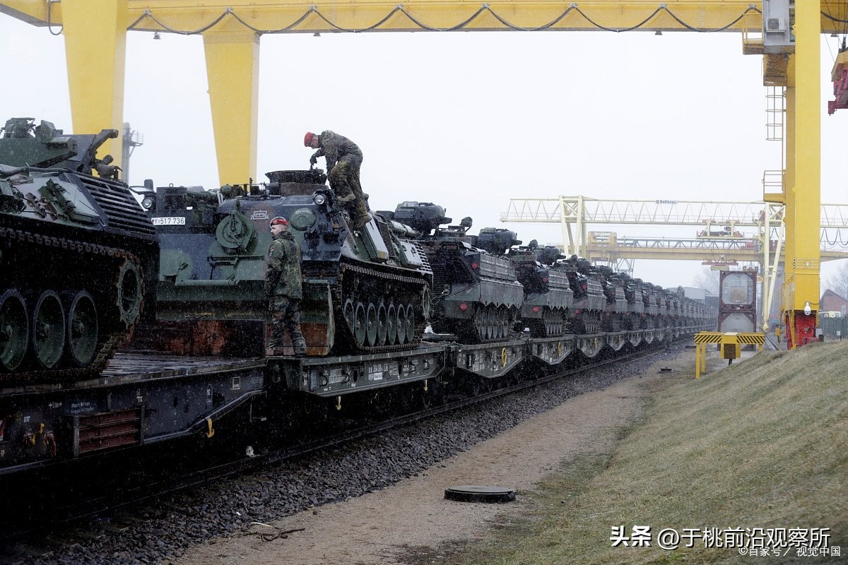 How should the Russian army destroy the Ukrainian railway system? Why ...