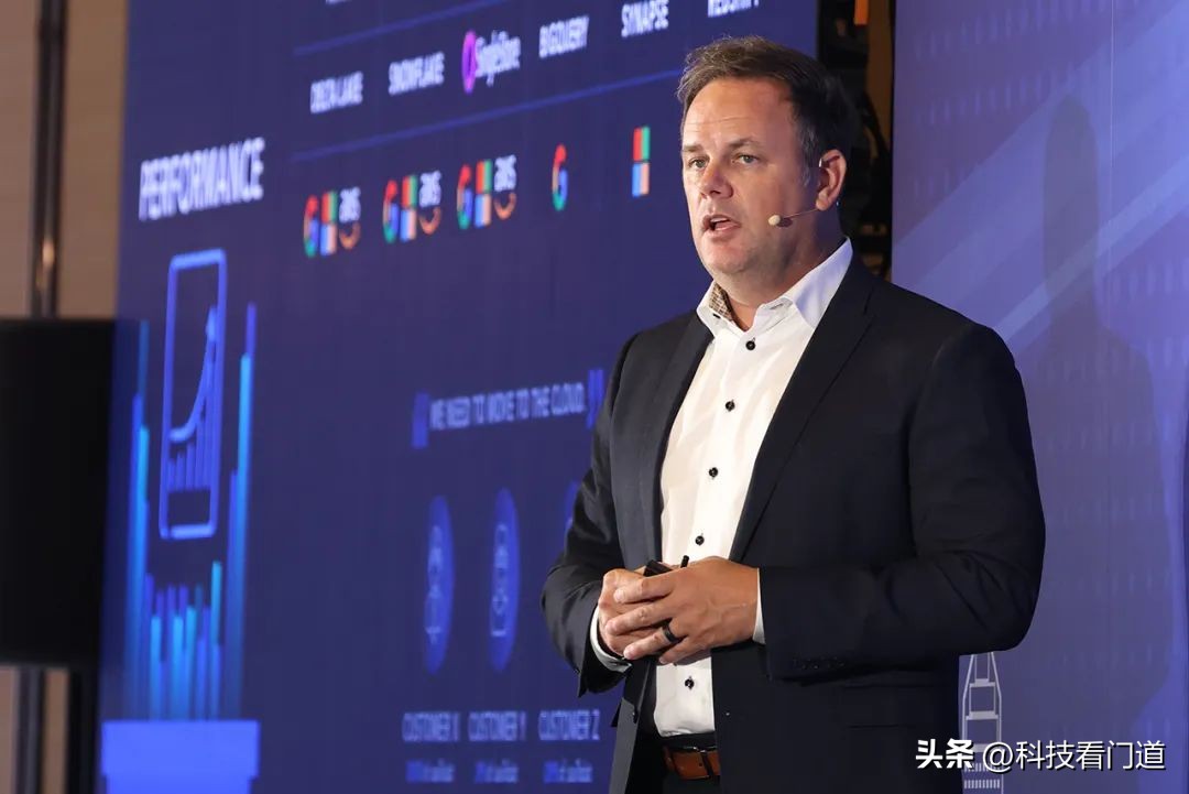 SAS: From Productivity, Performance to Trust - iNEWS