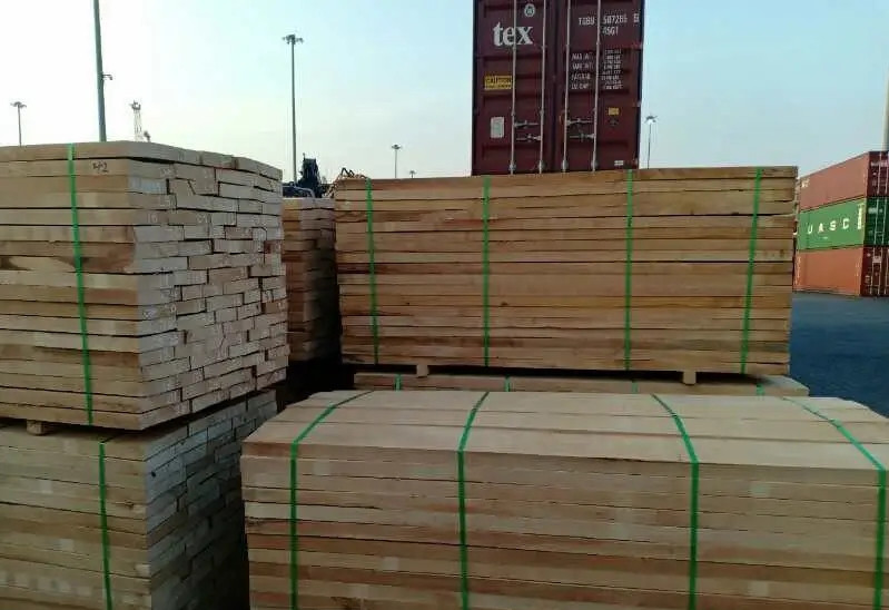 The operation process of importing Myanmar rubber wood panels into ...