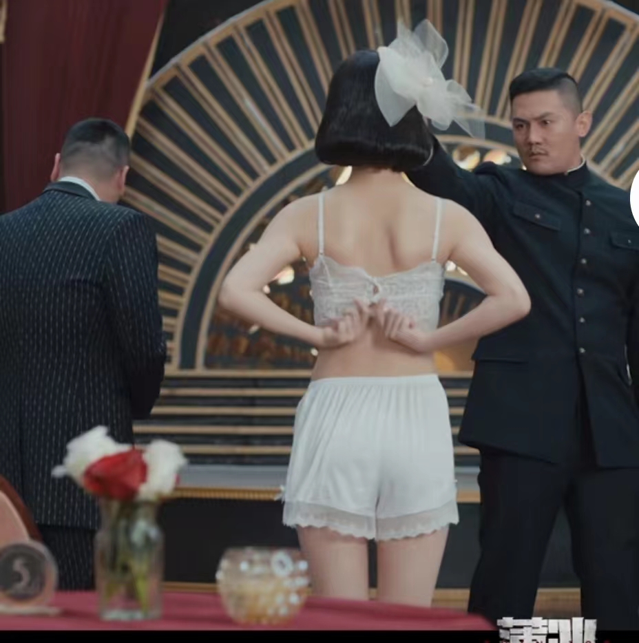 Unexpectedly, in 2023, Chen Xiaojun defeated Chen Yuqi, Dong Jie and Wu Yue by taking off his ...