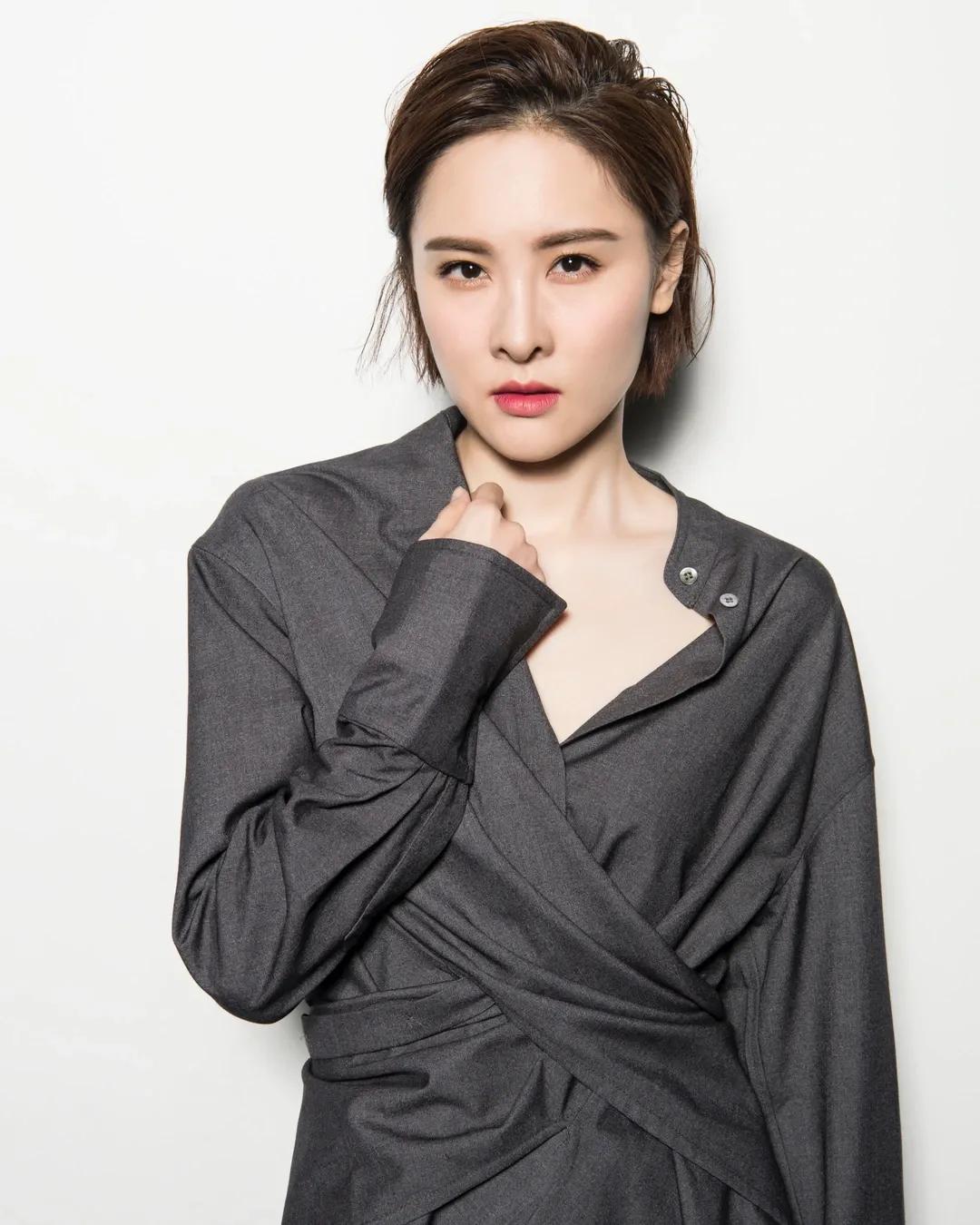 After 10 years of pregnancy preparation, the 33-year-old actress Liu ...