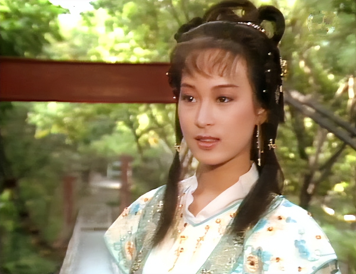 She became famous in a drama, and then retired bravely at the peak, she ...