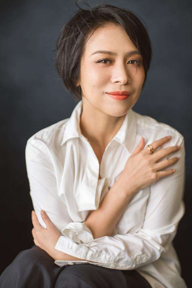 Sharing a face, the same acting school, the gap between "Cai Genhua ...