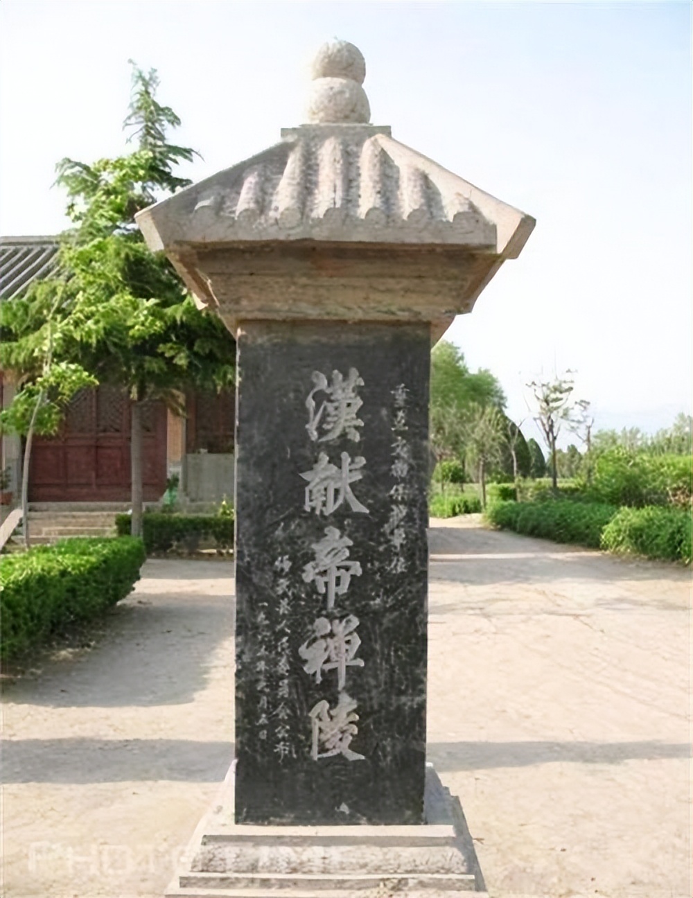 Exploring the mausoleum of Emperor Xian of the Han Dynasty, I met the ...