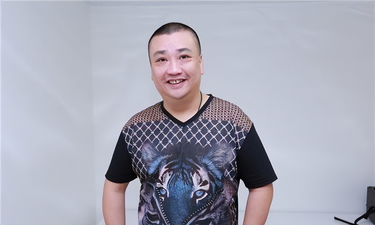 Chen Jianxiong: He learned cross talk at the age of 8 and became ...
