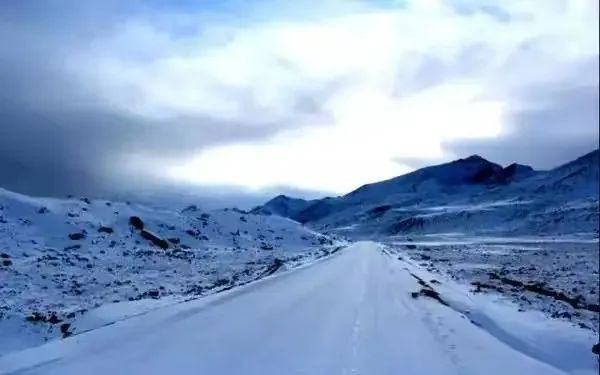 Lu Mingjun (Zhang Guojun), He Lagen's "Road to Heaven" Heart Fragrant ...