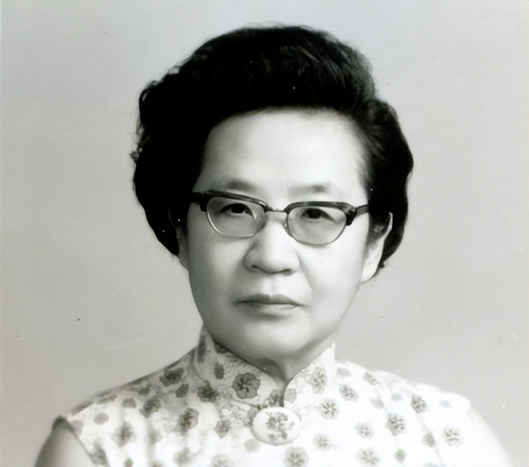 Tranquility and Purity - A Record of Taiwan's Top Ten Essayists - iNEWS