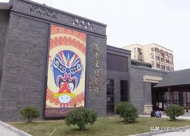 Sheng Dan Jing Chou interprets all kinds of life, the older you are ...