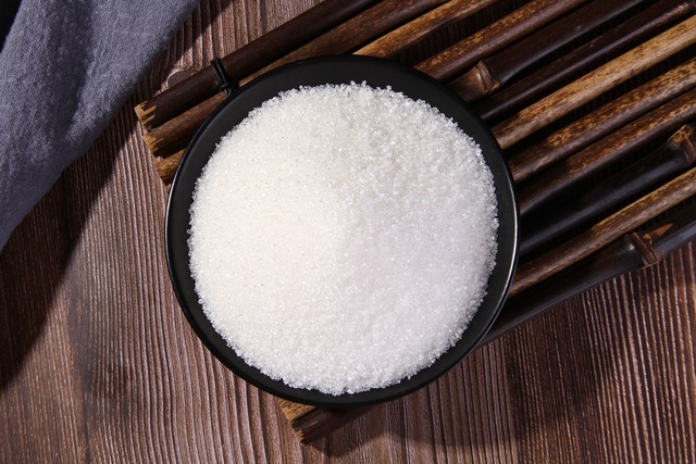 How sugar cane is processed into white sugar. - iNEWS