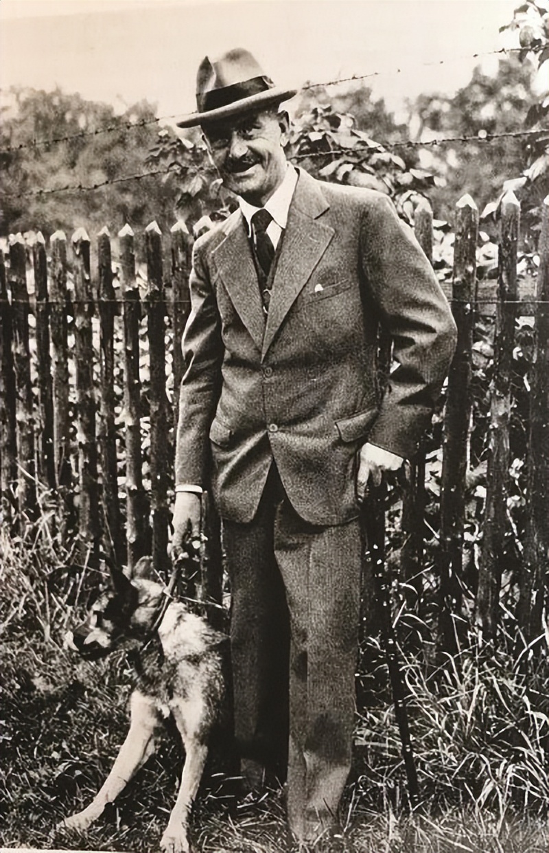 Why did Brecht believe that technology is a symbolic ownership rather ...