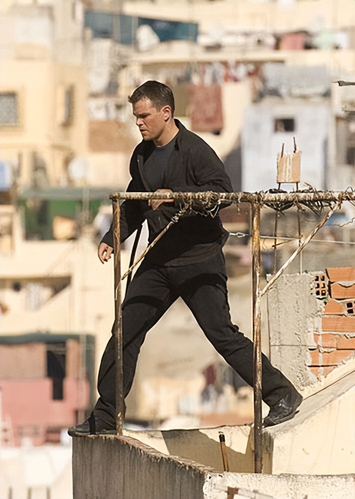 Classic spy movie "Bourne Shadow" - iMedia