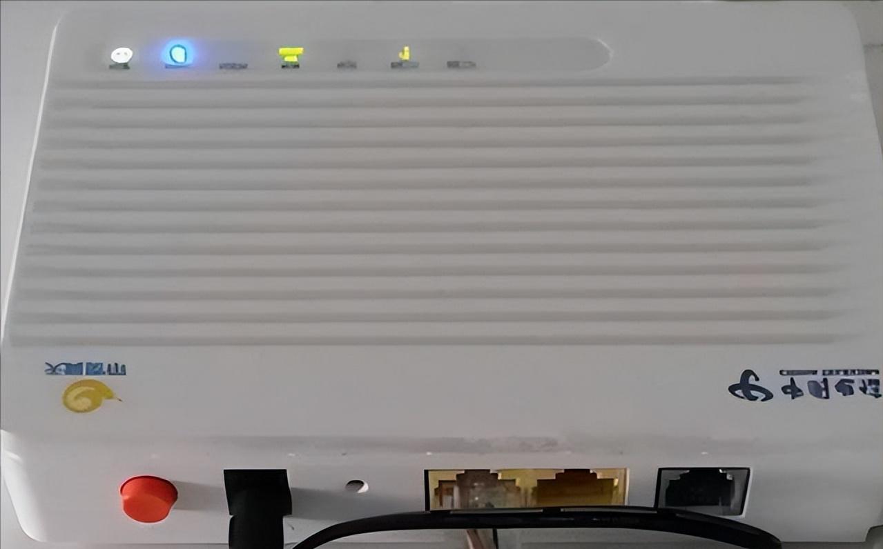 Bad router signal? Use the old TV box to solve it, and instantly every ...