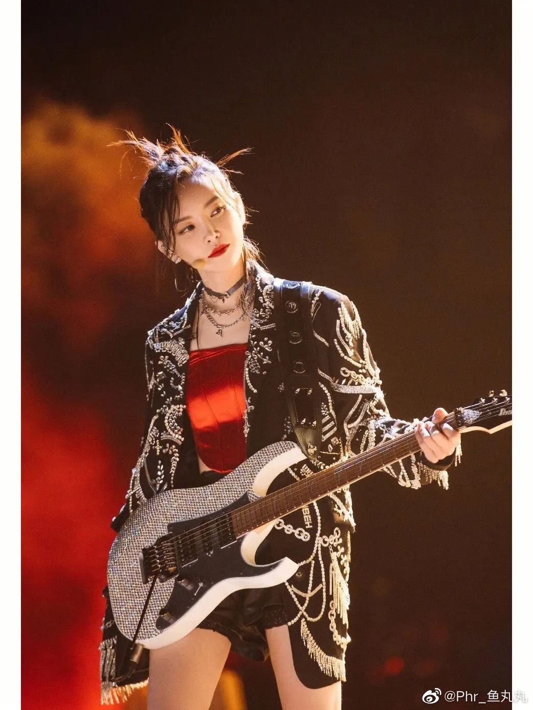 If you had to choose a star to represent roses, who would it be? - iMedia