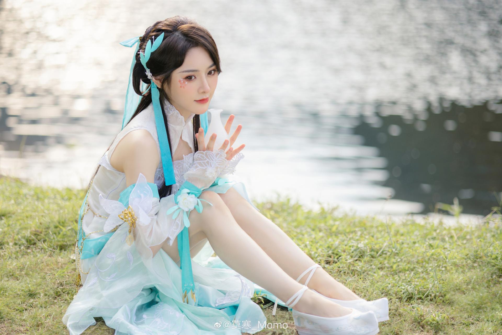 When the first-line female stars put on cos suits and look more ...