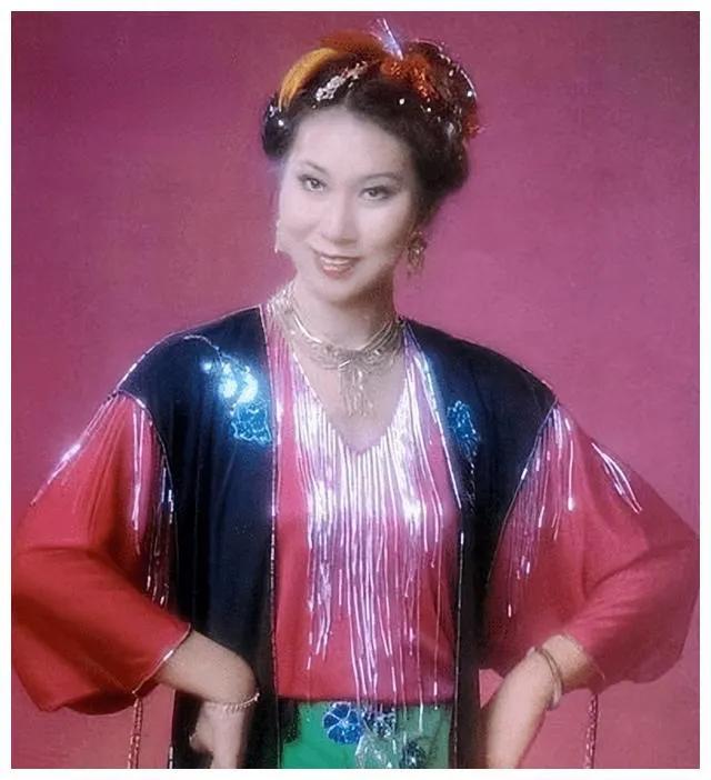Analysis of the Advantages and Disadvantages of Singer Xi Xiulan's ...