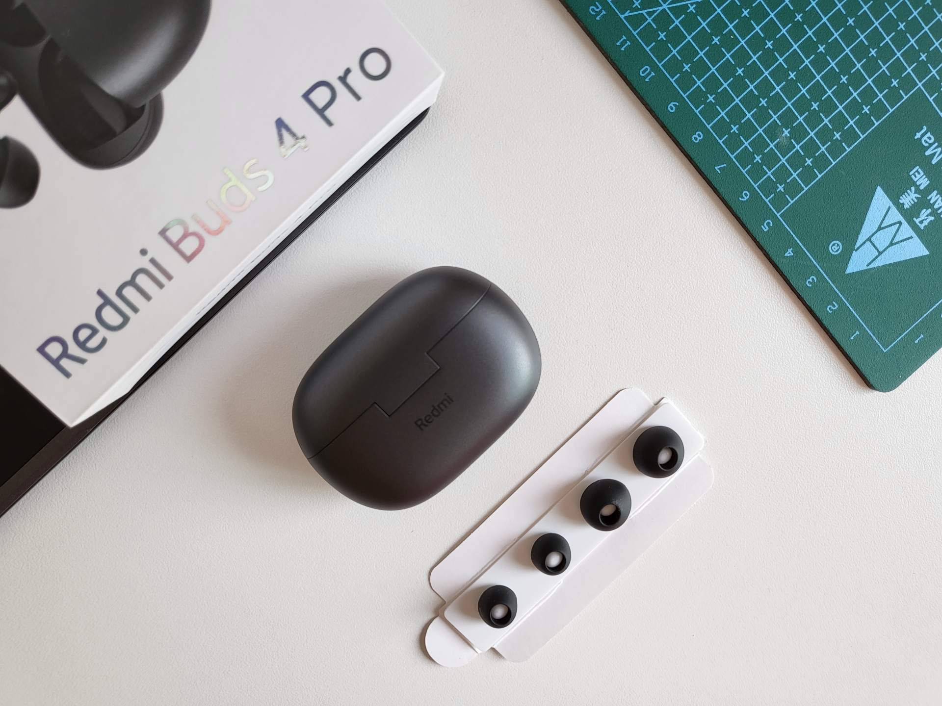 Challenge the noise reduction effect of thousand-yuan headphones ...