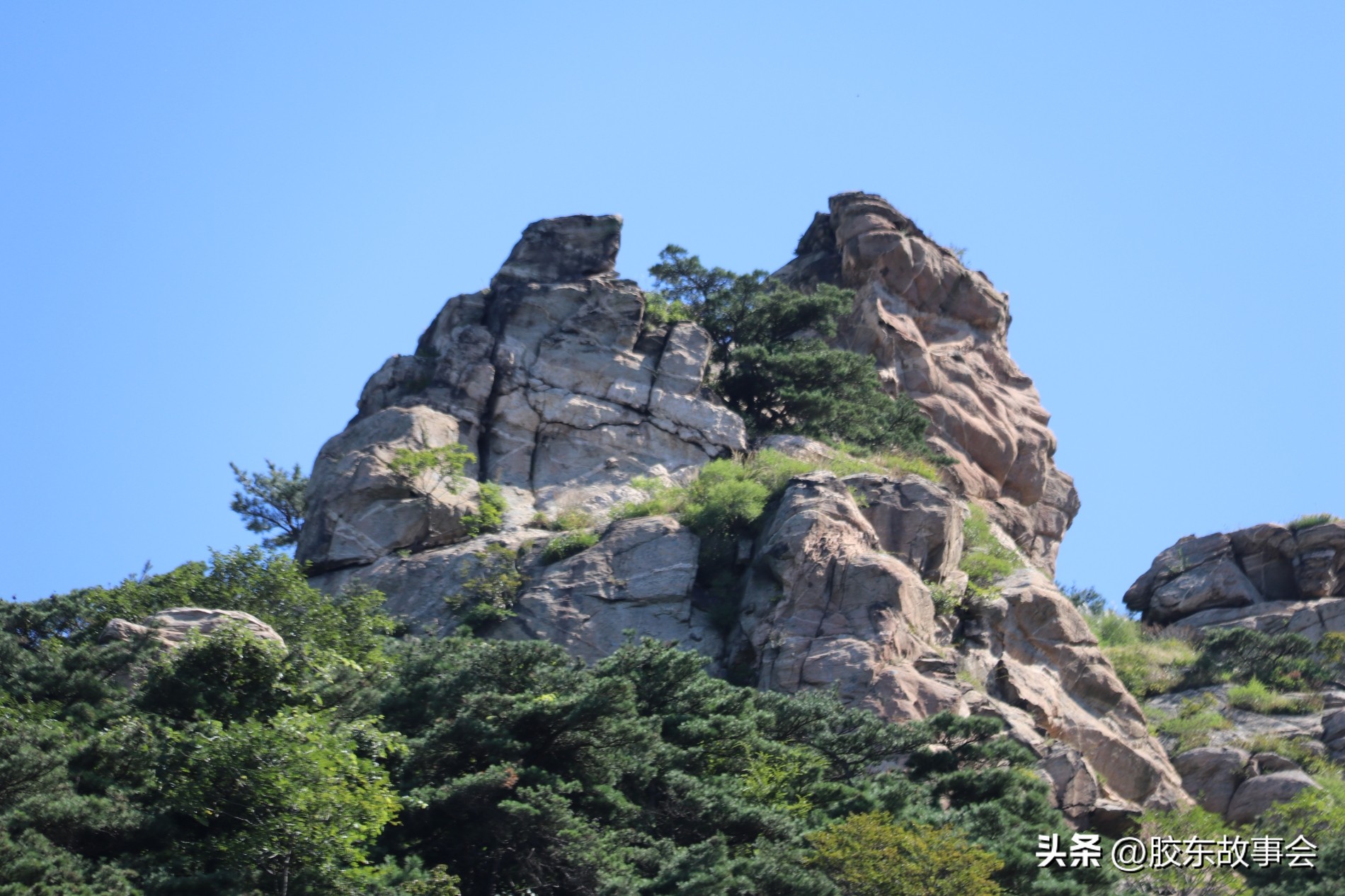 I saw a strange stone on Kui Mountain in Muping, Yantai, the shape is ...