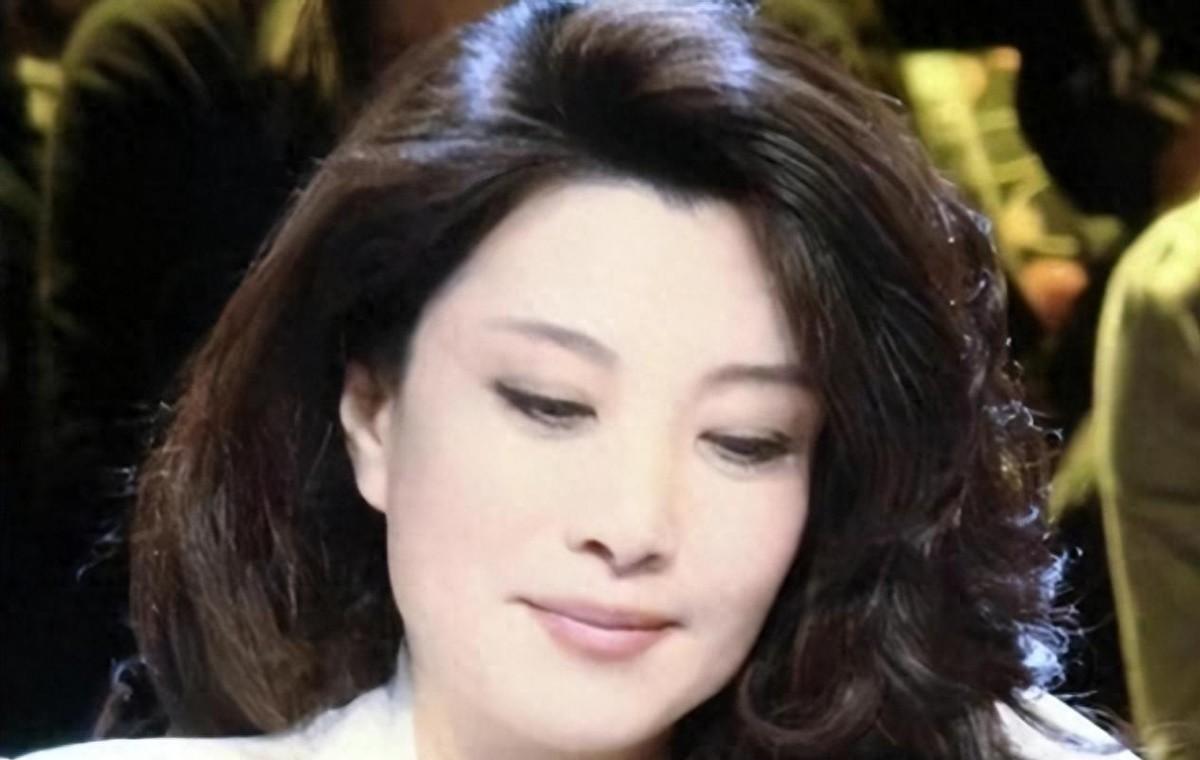 Unique in the entertainment industry, her charm is unstoppable! - iMedia