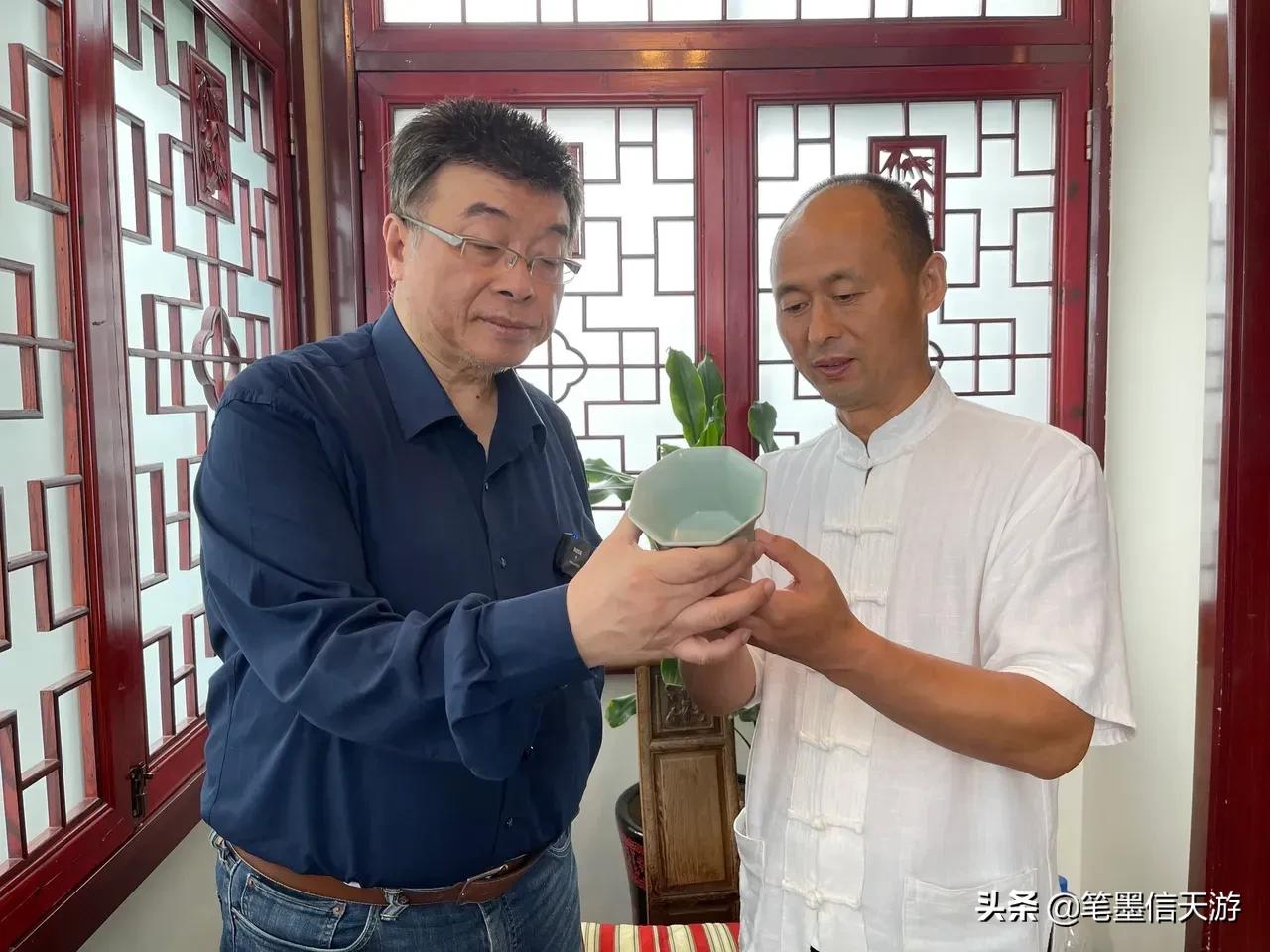 Professor Qiu Yi: Admirable for being erudite and talented - iNEWS