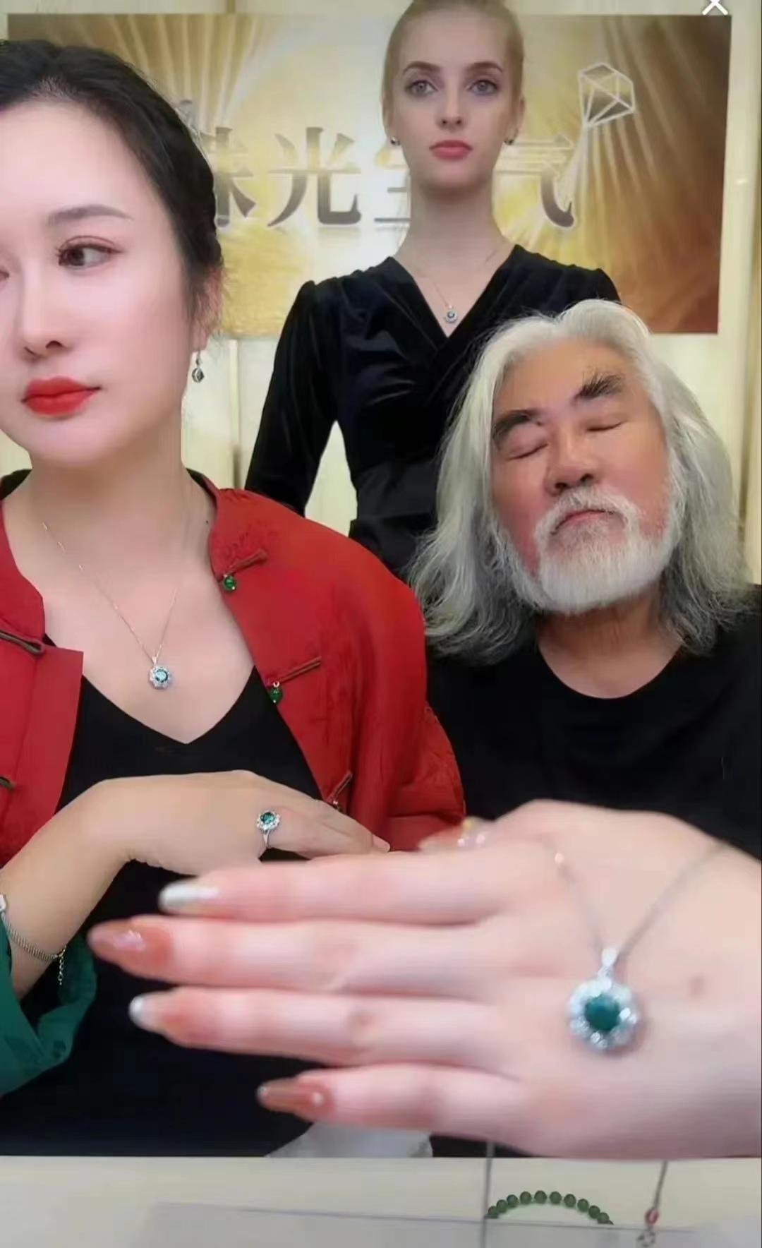 Zhang Jizhong becomes a cash cow?The discomfort on the live broadcast caused concern, Du Xinglin ...