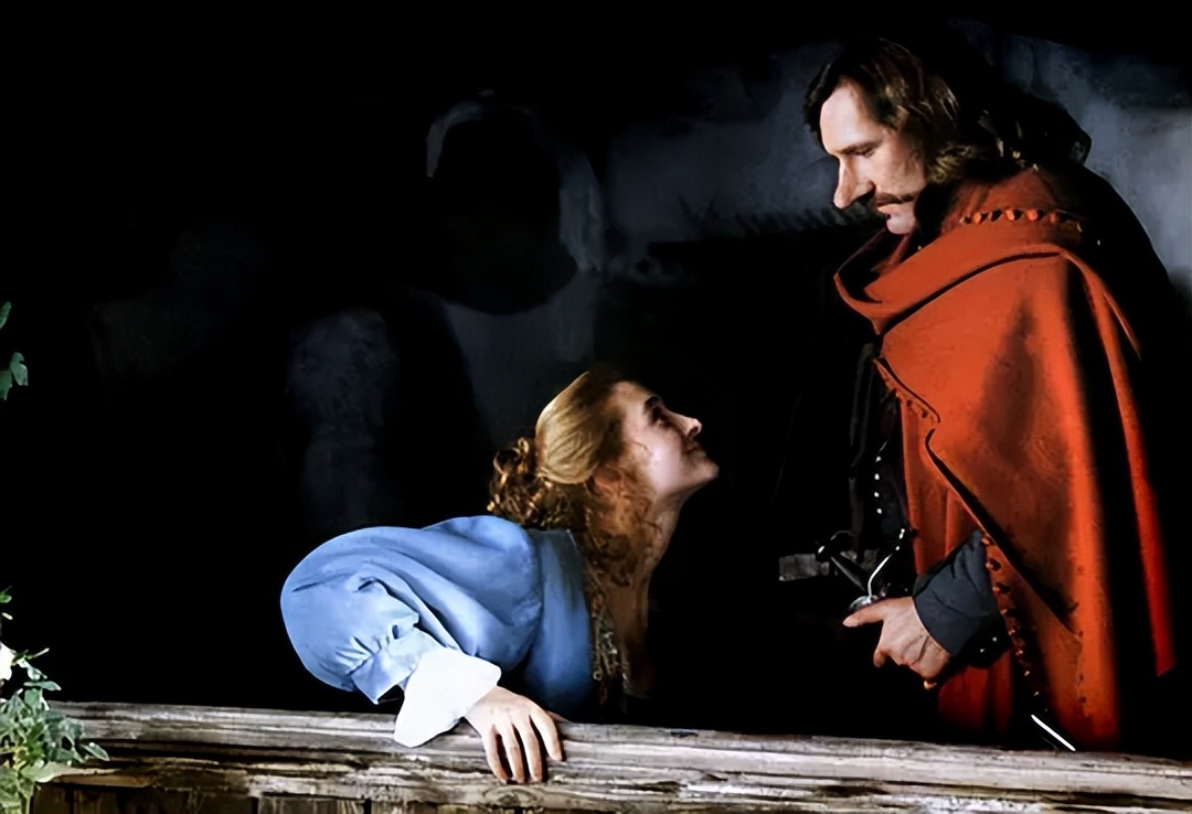 Movie "Big Nose Lover": A poetic soul imprisoned in an ugly cage for ...