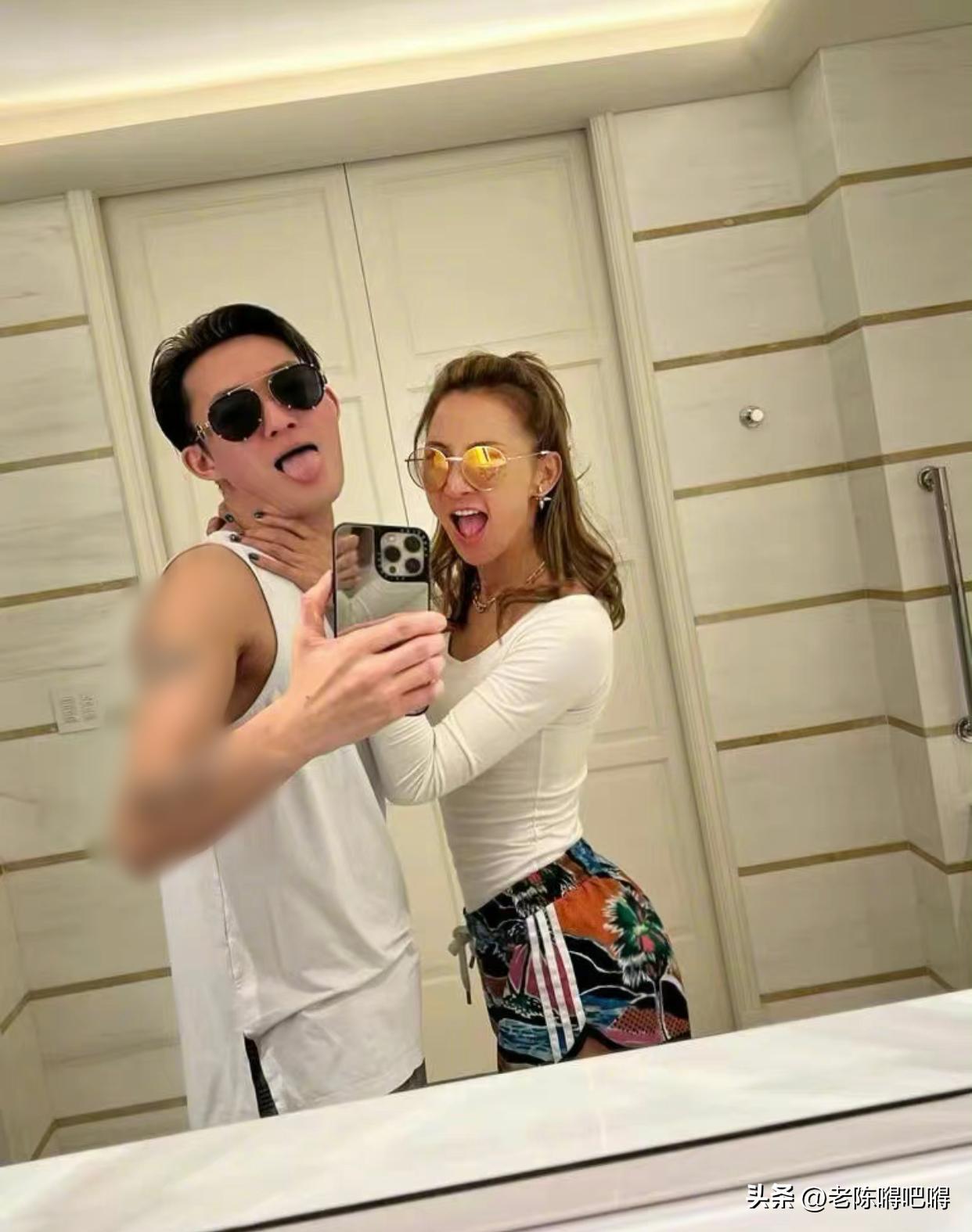 47-year-old Coco Lee is still hot in a suspender skirt, showing intimate photos with sportsmen ...