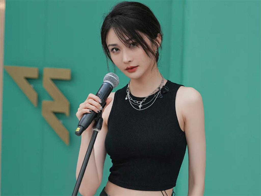 Sisters Who Make Waves Season 4 Worst Sister Wang Jiayu: There is no direct shot on stage, and ...