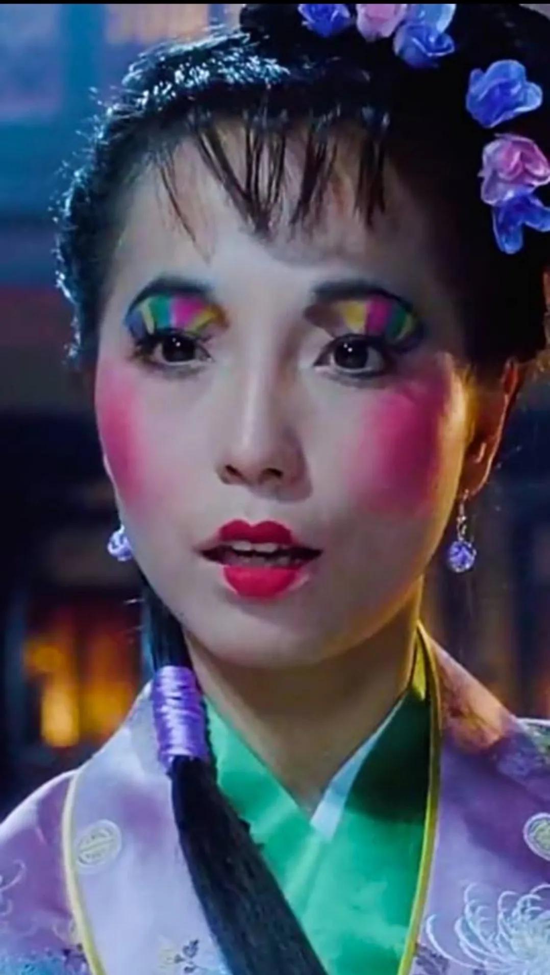 From a charming beauty to a charming "beauty" Sister Pomegranate's ...