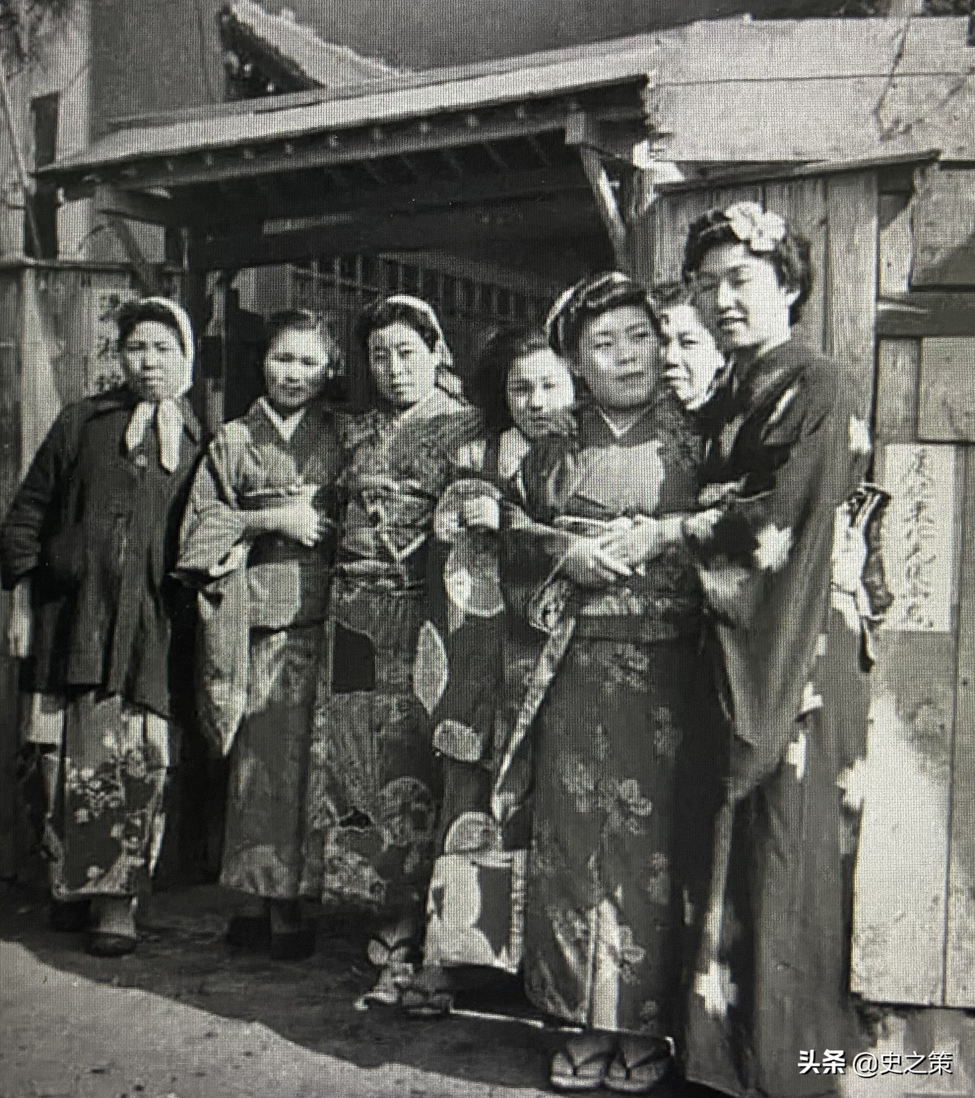 The Japanese orphan was raised in China. At the age of 40, he wants to ...