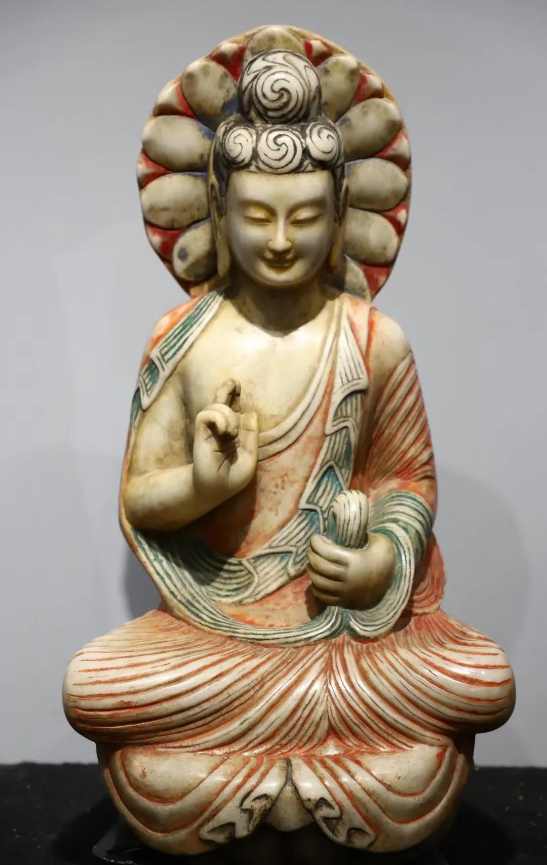 Tang Han white jade painted statue of sitting Buddha - iNEWS